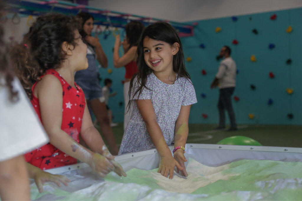 About Ball n Bounce | Kids Indoor Playground in West Los Angeles
