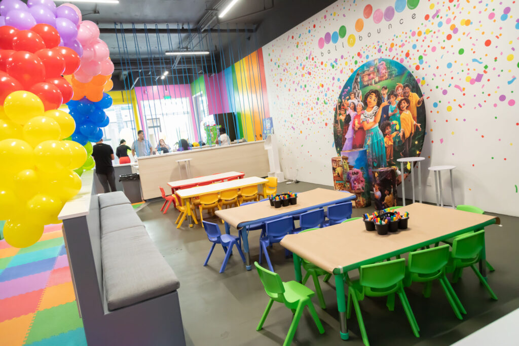 About Ball n Bounce | Kids Indoor Playground in Encino